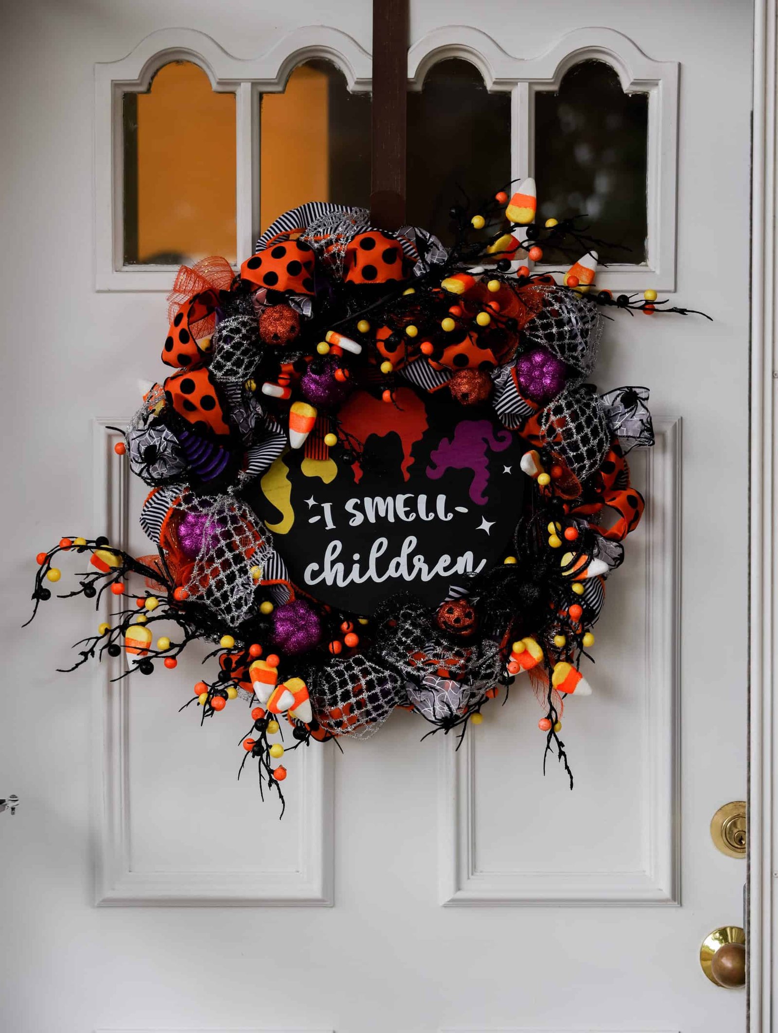 19 Glorious Hocus Pocus Crafts for a Spook-tacular Halloween