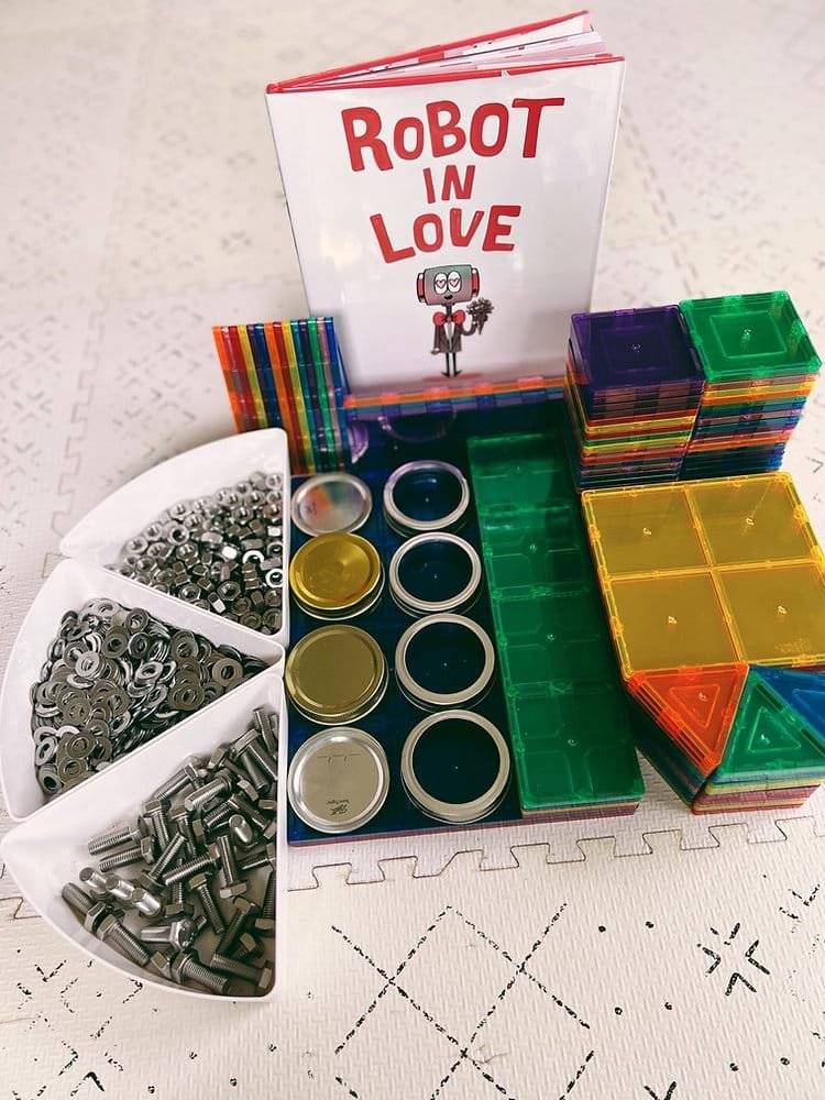 These 21 Robot Crafts are Perfect for STEAM Activities!