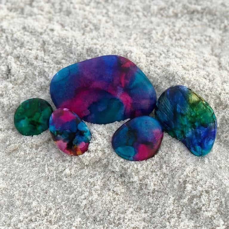 Beginners Guide To Painting Alcohol Inks On Rocks